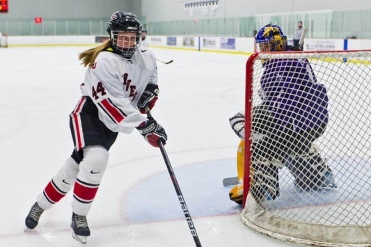 Sadie Wegner Is the Spark Plug for the Carleton Ravens Offense | News ...
