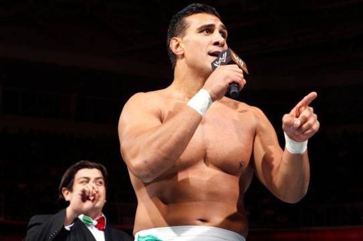 WWE Royal Rumble 2013: Alberto Del Rio Should Retain World Title over ...