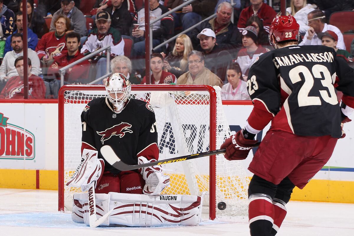 Johnson Shines in Coyotes Debut, Leads Team to Victory over Nashville ...