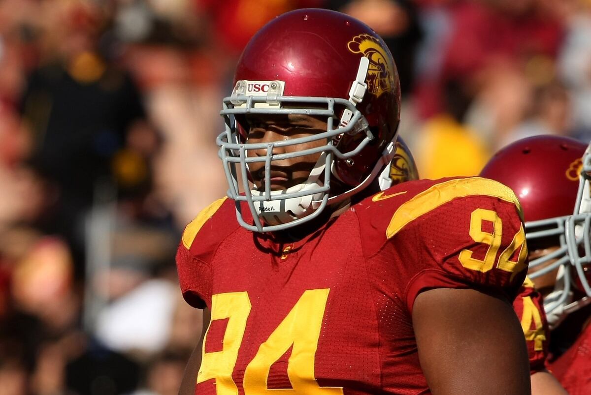 How Could the New England Patriots Utilize Armond Armstead? | News ...