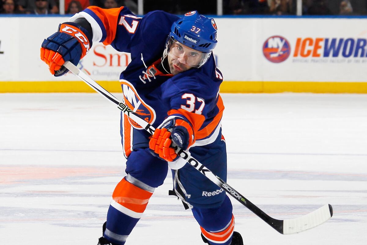New York Islanders Sign Brian Strait to a 3-Year Deal | News, Scores ...