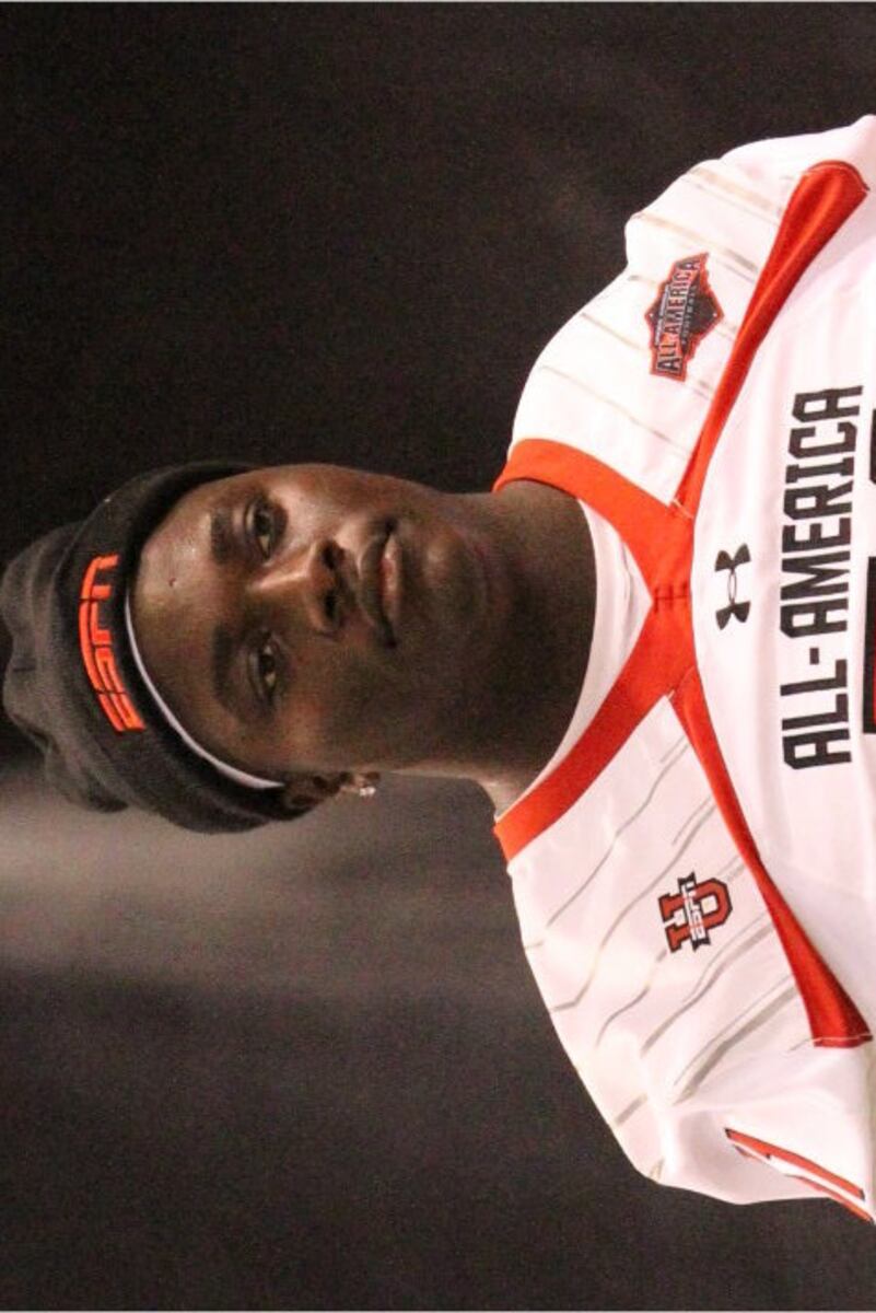 3 Things That Make 5-Star DT Montravius Adams Special | News, Scores ...