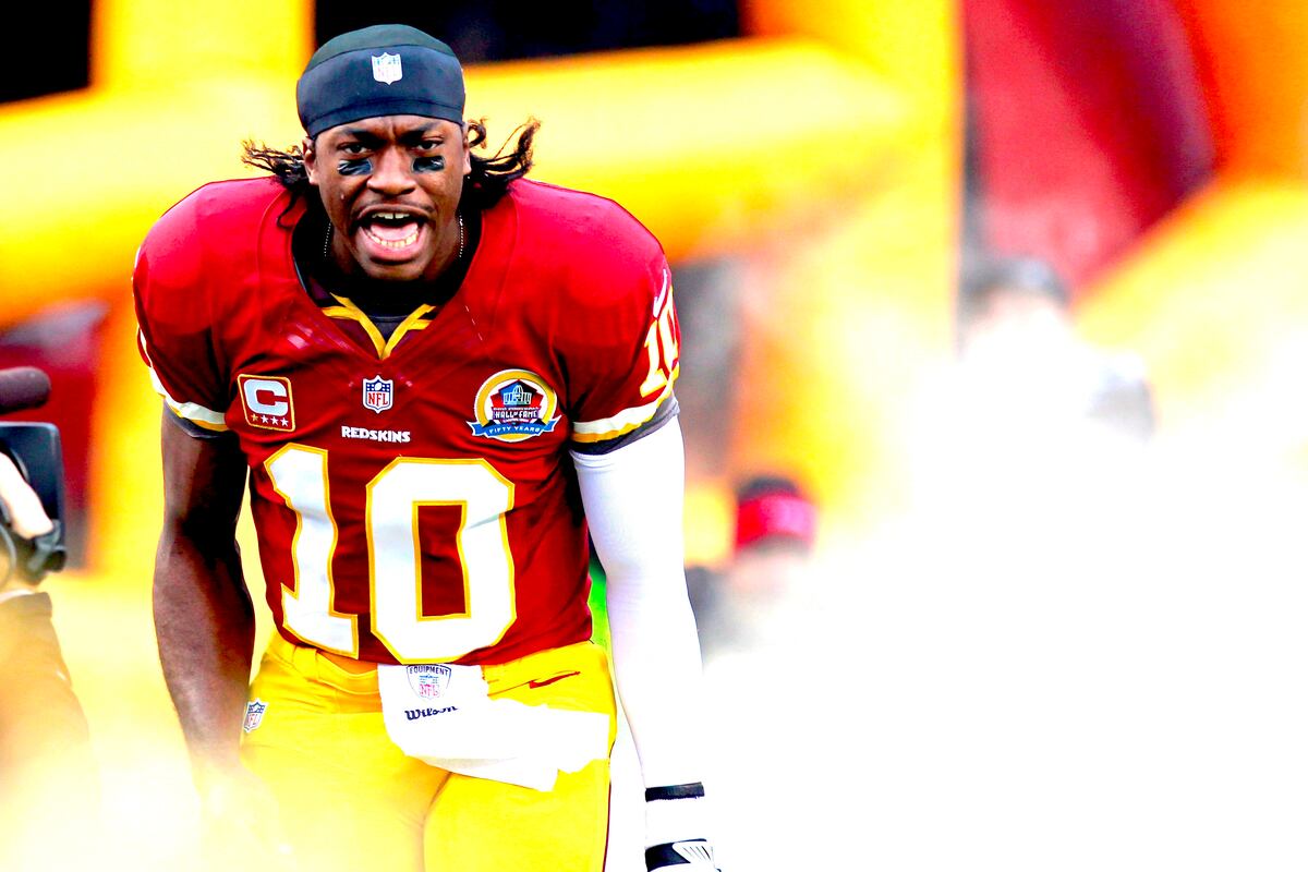 Robert Griffin III Named 2012 AP Offensive Rookie of the Year | News ...