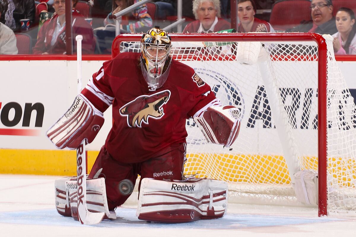 Will Phoenix Coyotes' Goaltender Mike Smith Continue Meteoric Rise in ...