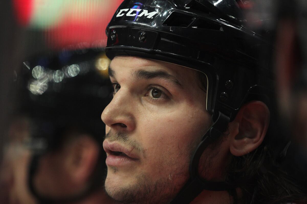 Chicago Blackhawks: What to Do with Daniel Carcillo Once He Returns ...