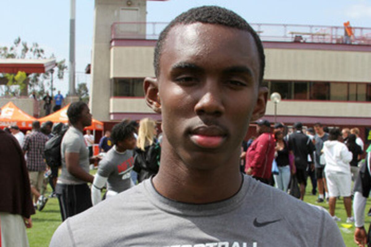 Oregon Football: 5 Redshirt Freshmen Who Will Re-Emerge in 2013 | News ...