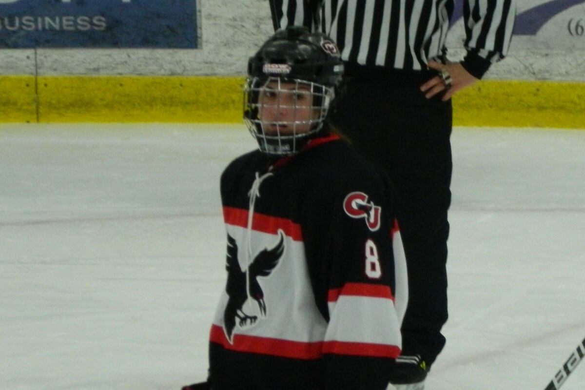 Victoria Gouge Ready for Leadership Role in Senior Year with Carleton ...