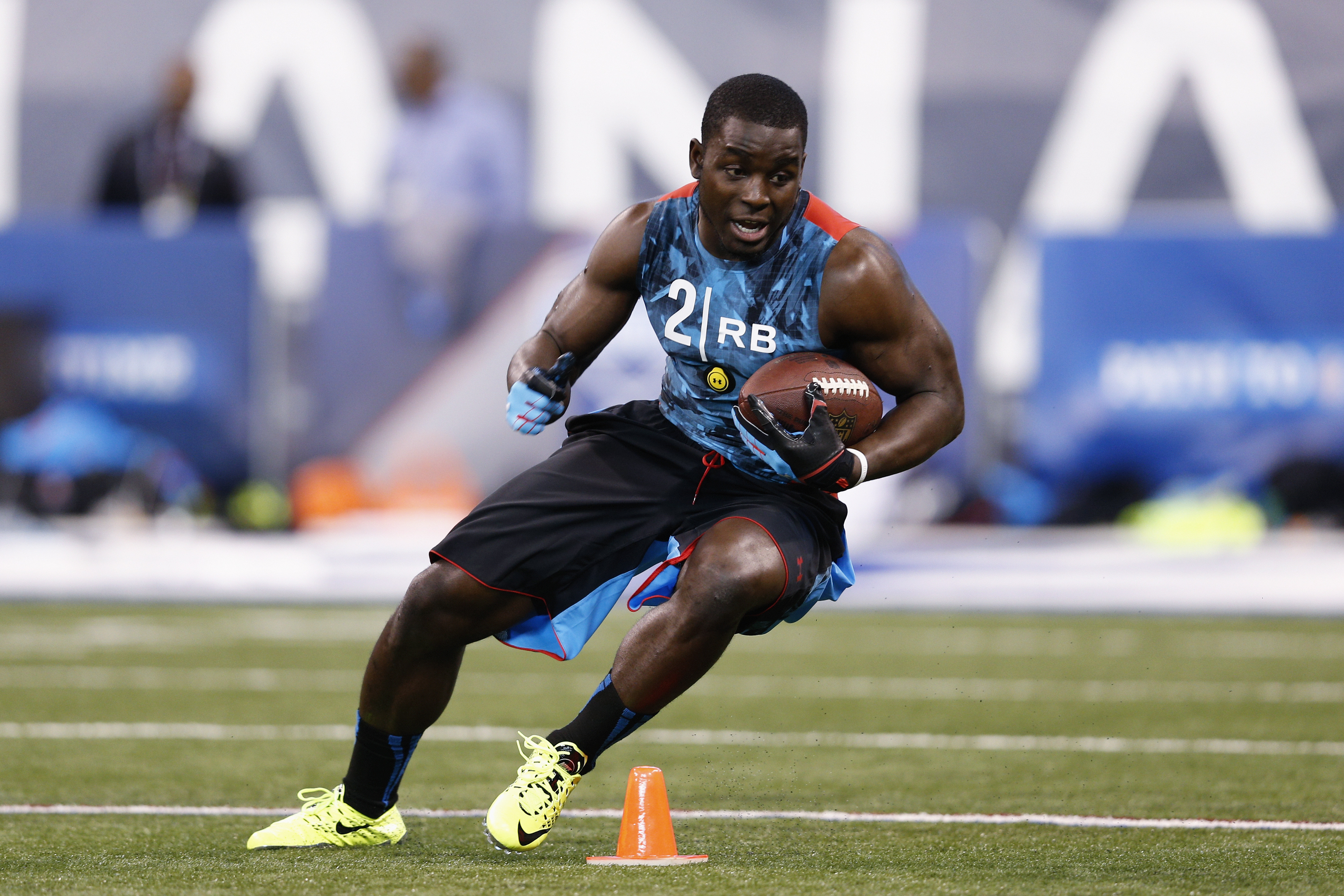 NFL Combine 2013 15 Fastest 40 Yard Dash Times For Running Backs NFL Combine 2013 15 Fastest 40 Yard Dash Times For Running Backs