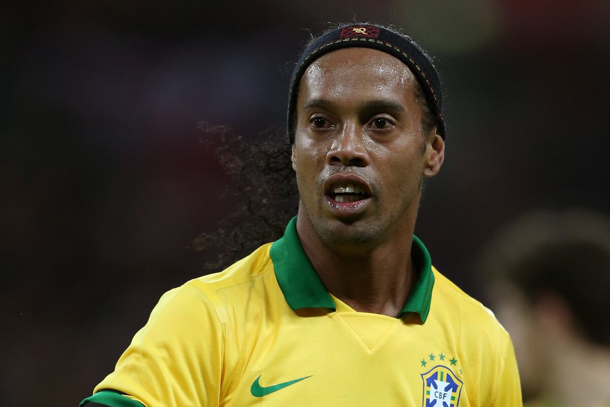 Video: Ronaldinho Survives Horror Challenge as His Side Records ...