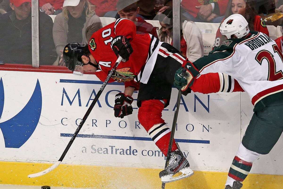 Patrick Sharp Injury: Updates on Blackhawks Center's Status | News ...