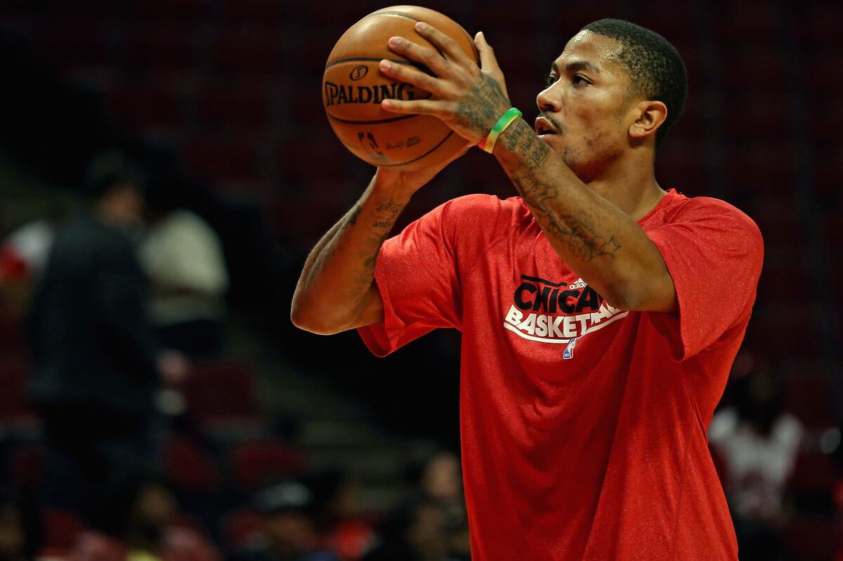 Derrick Rose Sitting out the Entire 2012-13 Season Has Become ...