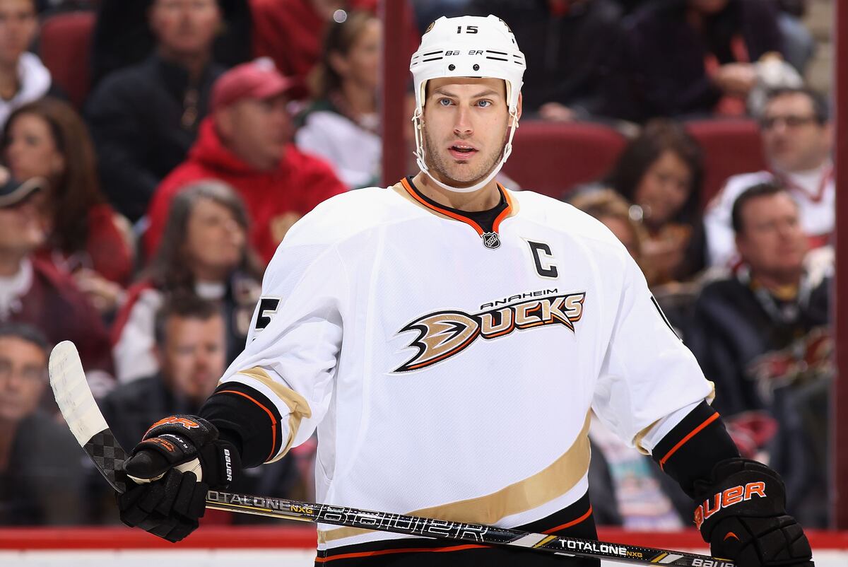 Anaheim Ducks Sign Ryan Getzlaf to 8-Year, $66 Million Extension | News ...