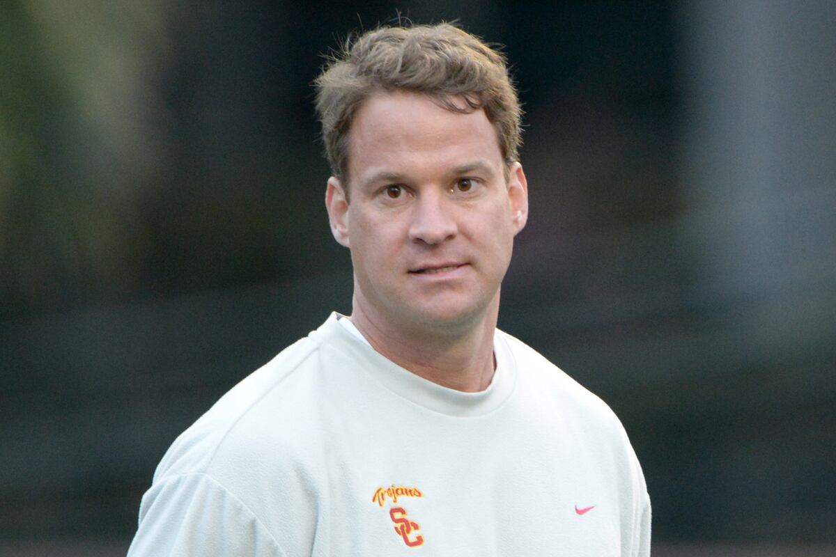 Athlon Says Lane Kiffin Has Hottest Coaching Hot Seat in 2013, and It's ...