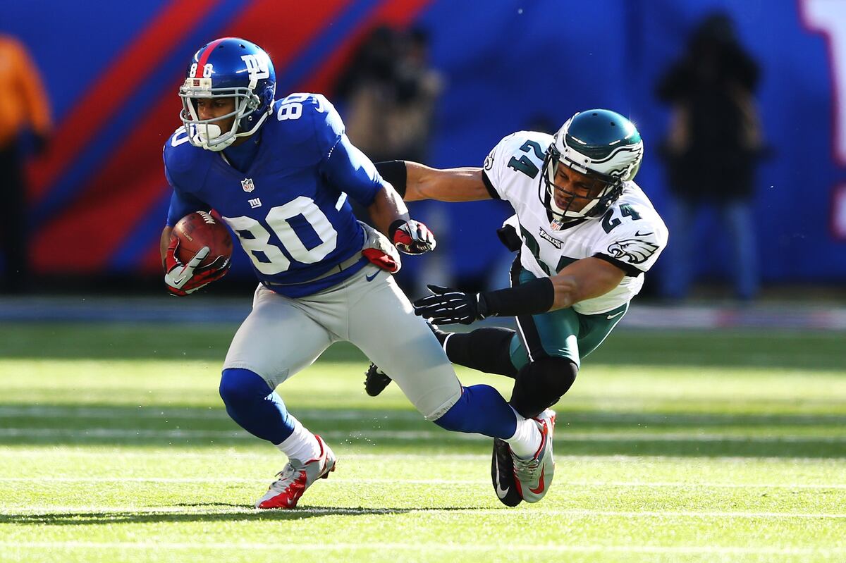 Victor Cruz: Restricted Free Agent Is Worth a Team's 1st-Round Draft ...