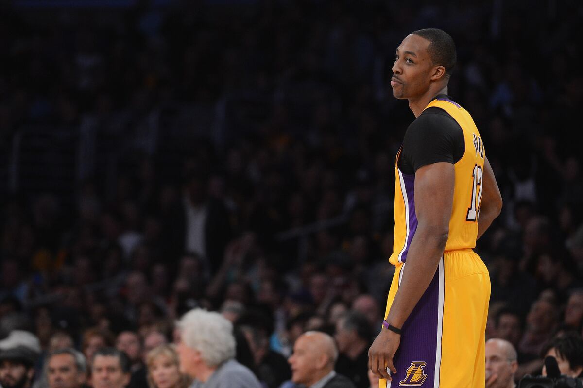 Dwight Howard Proving He Can Take L.A. Lakers Reins from Kobe Bryant ...