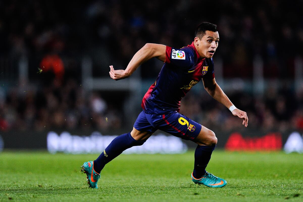 Arsenal Transfer Rumors: Gunners Must Chase Alexis Sanchez in Summer ...