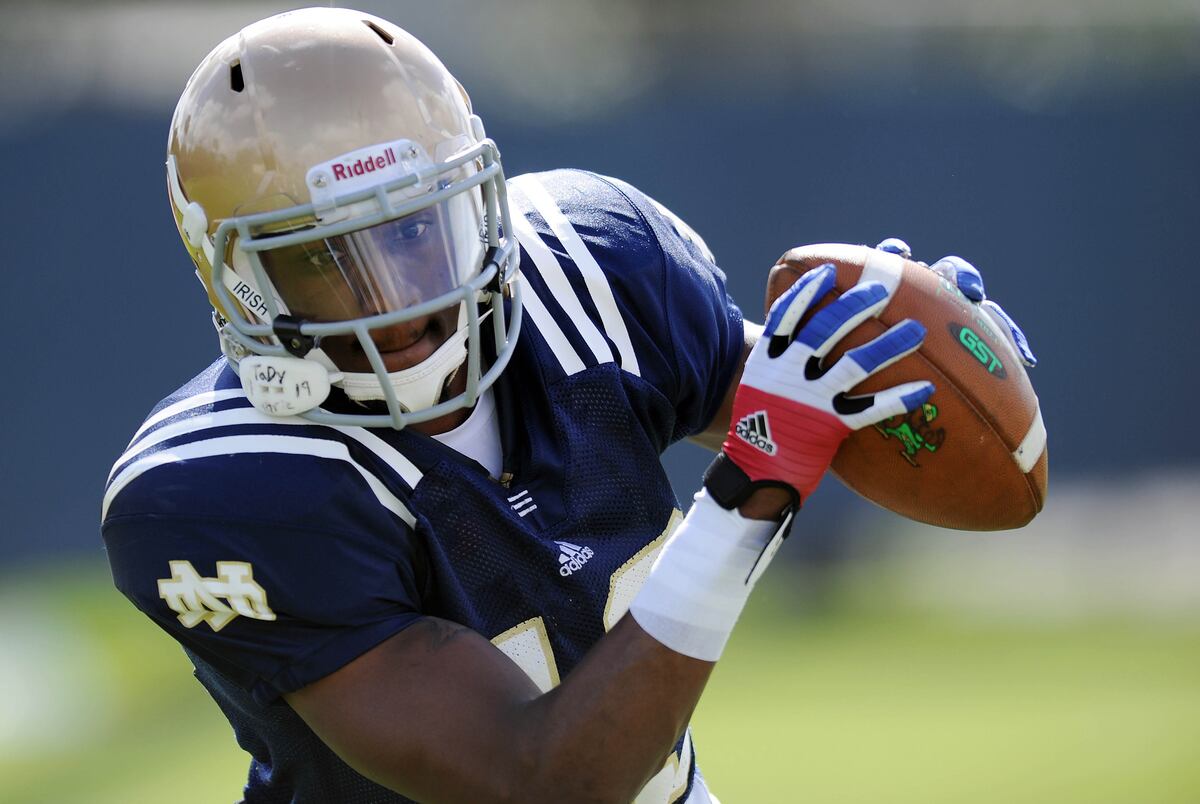 Report: Notre Dame WR Davonte Neal to Transfer | News, Scores ...