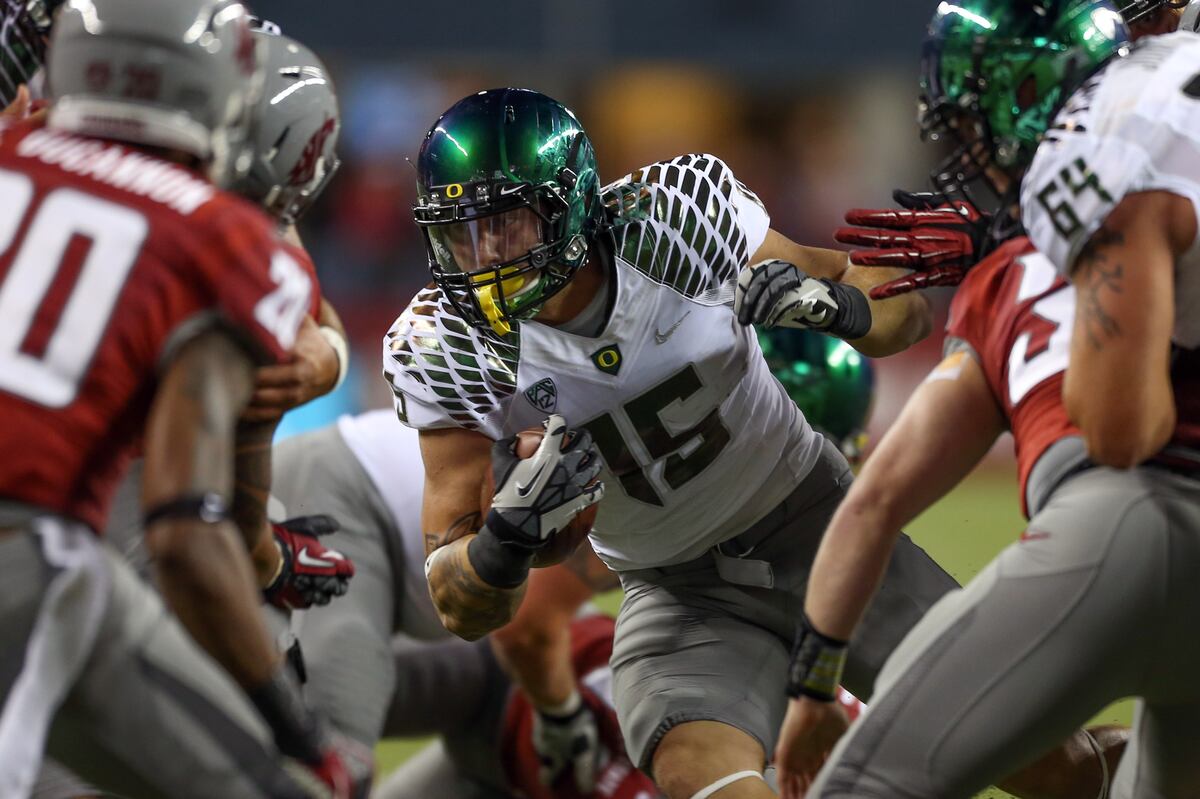 Oregon Football: How Mark Helfrich Can Get the Most out of Colt Lyerla ...