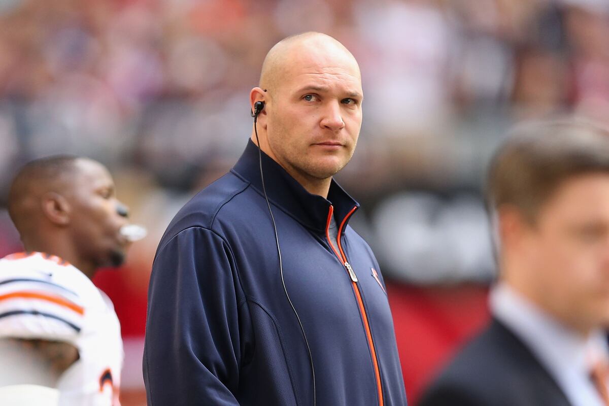 Brian Urlacher: Best Possible Landing Spots for Future Hall of Famer ...