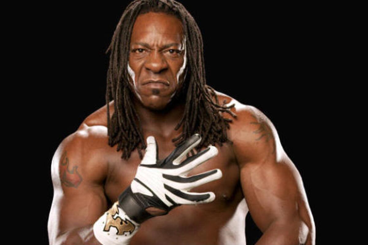 WWE Hall of Fame: Weighing Stevie Ray vs. Goldust as Booker T's ...