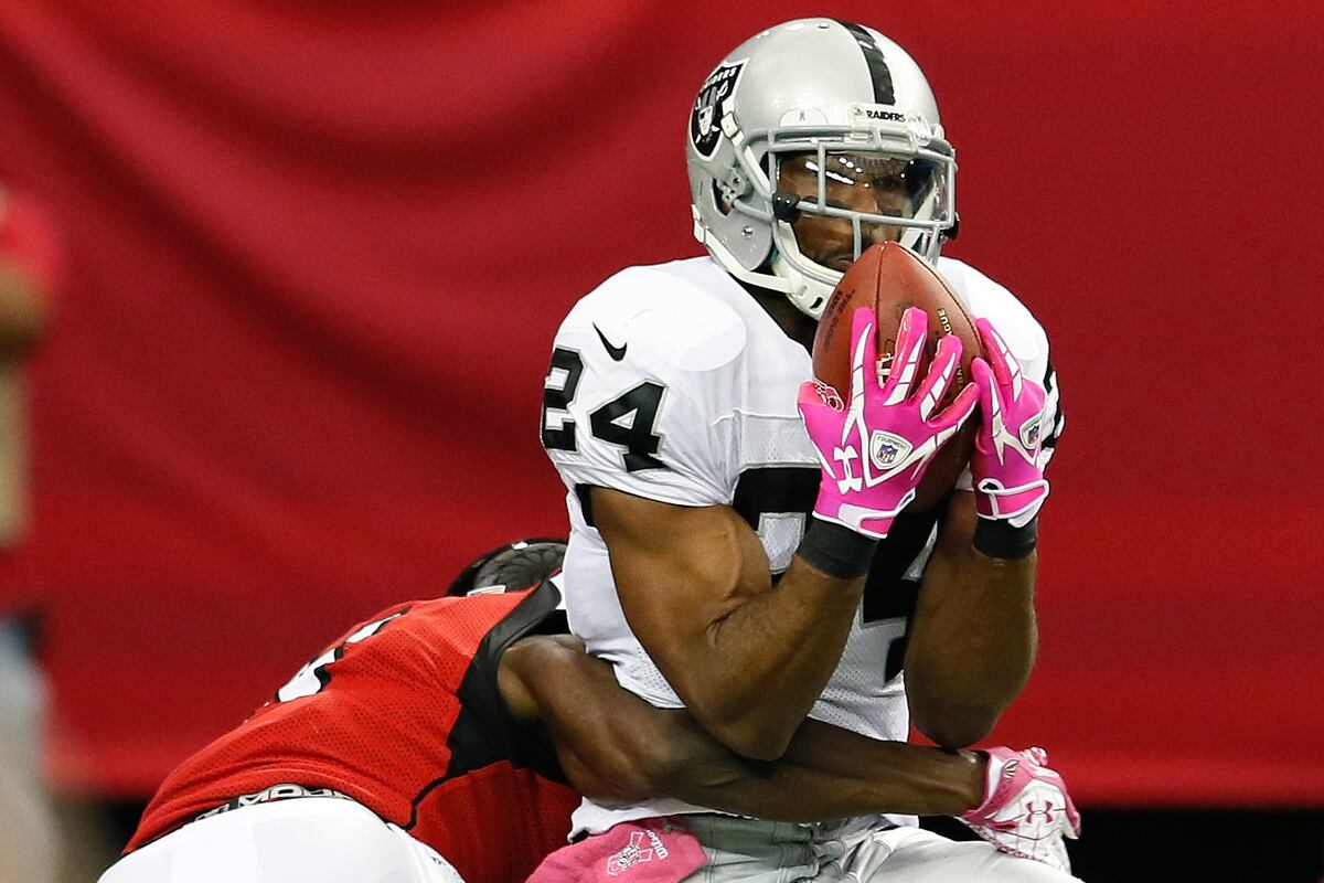 Ravens Buy Time at a Bargain Price by Signing Safety Michael Huff ...