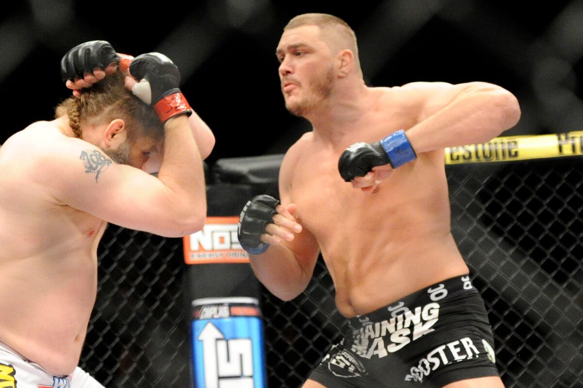 UFC Sweden: Matt Mitrione Under Pressure Against Phil De Fries | News ...