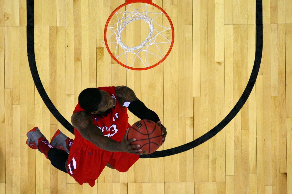 State Farm Dunk: Detroit Mercy's Doug Anderson Perfects Art of Rim ...