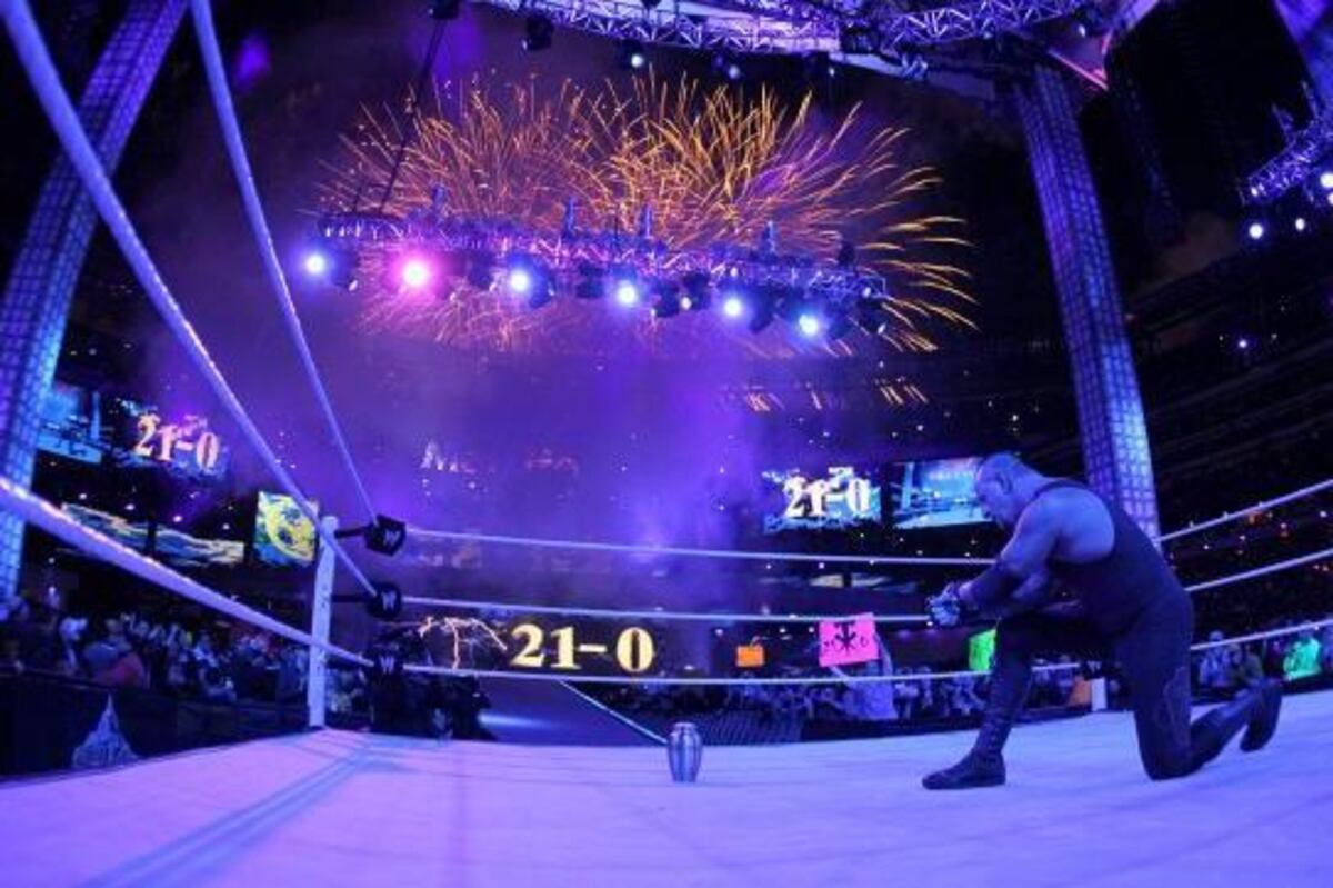WWE WrestleMania 29 Results: The Undertaker Beats CM Punk, and What It ...