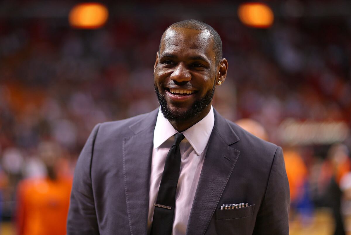 Pros and Cons of Miami Heat Resting LeBron James Down the Stretch ...