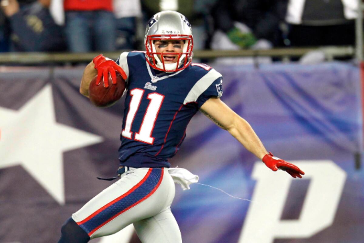 What Julian Edelman Re-Signing Means for Patriots Offense, Draft Plans ...