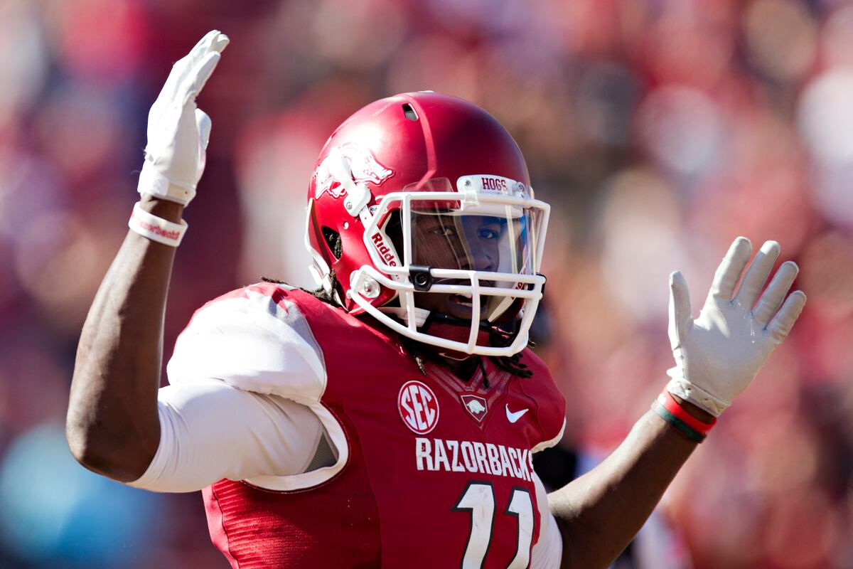 Cobi Hamilton: 5 Things You Need to Know About the Arkansas WR | News ...