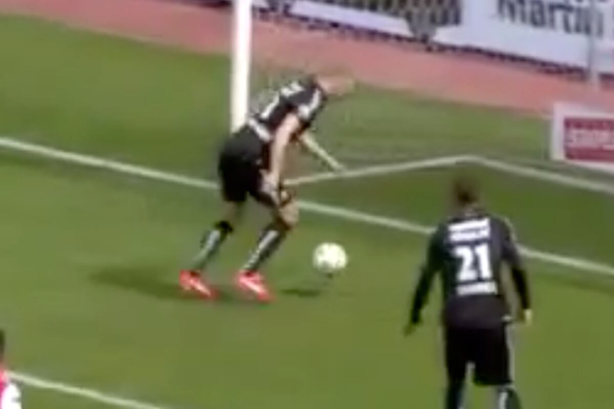 Dutch Soccer Player Chips Horribly Bad Own-Goal into His Net | News ...