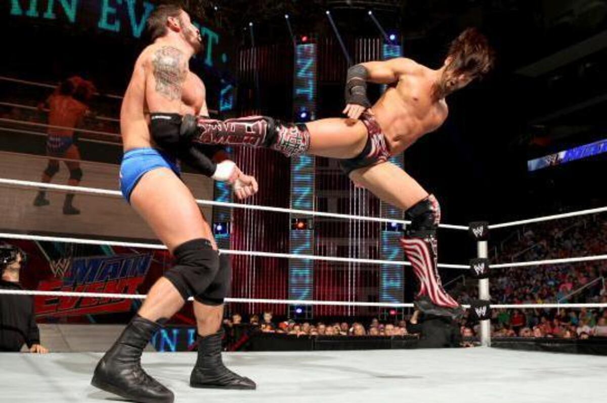 WWE Main Event, April 17: Wade Barrett Defends Title Against Battle ...