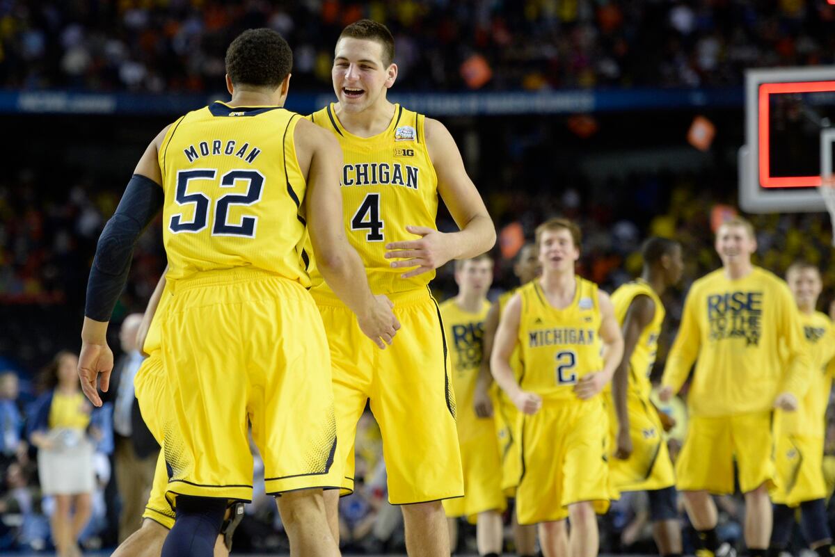 Michigan Basketball: Assigning Roles to Each Player on the 2014 Roster ...