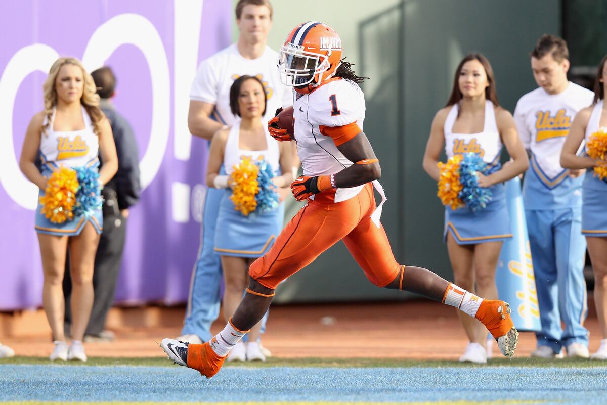 Terry Hawthorne: 5 Things You Need to Know About the Illinois CB | News ...