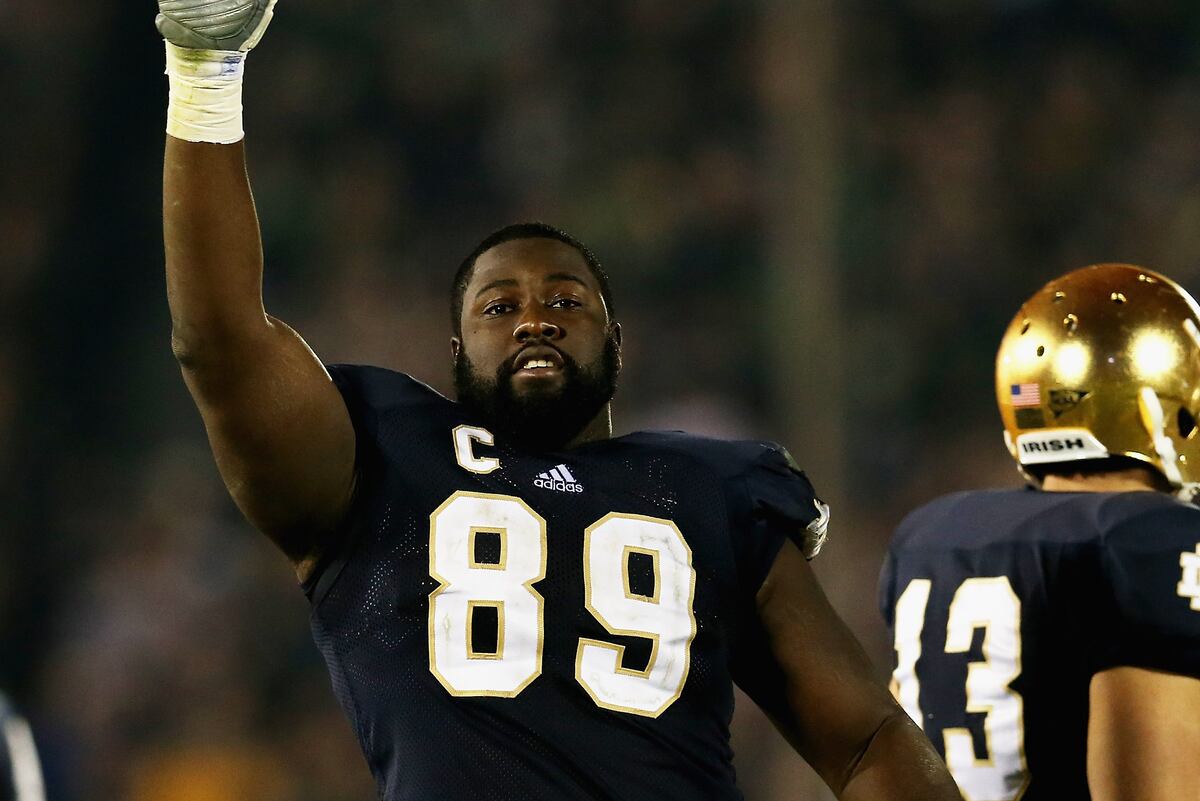Kapron Lewis-Moore: 5 Things You Need to Know About the Notre Dame DT ...