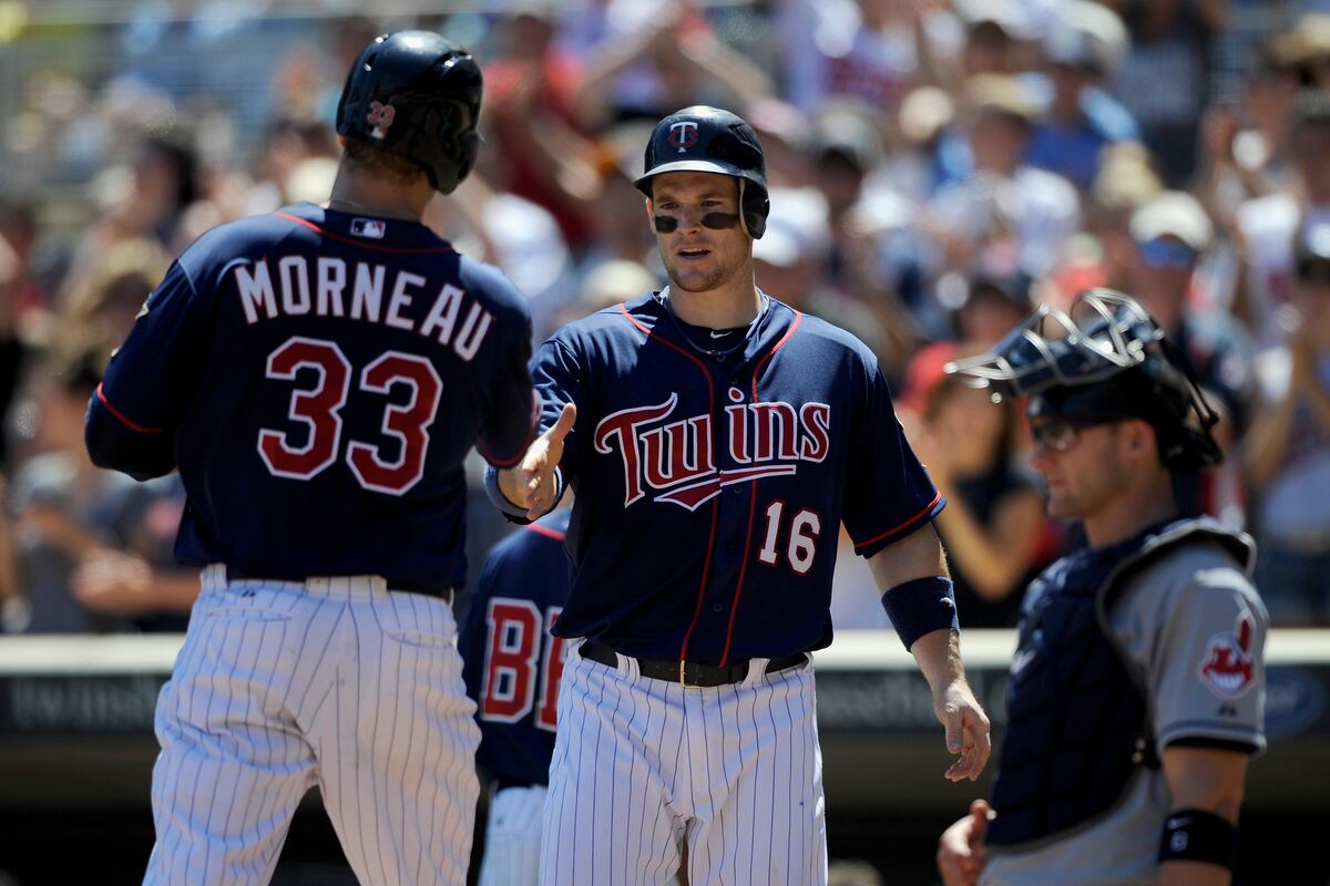 How Should the Twins Approach Trading Josh Willingham and Justin ...