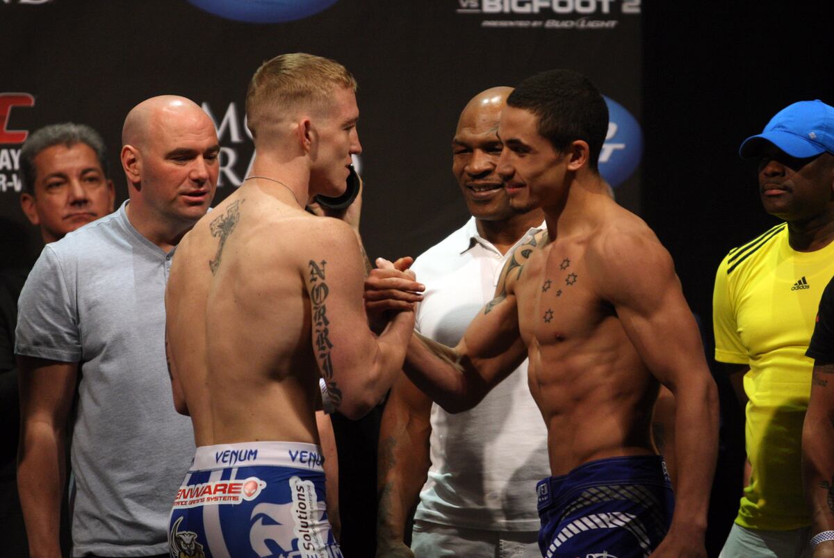 UFC 160: What We Learned from Colton Smith vs. Robert Whittaker | News ...