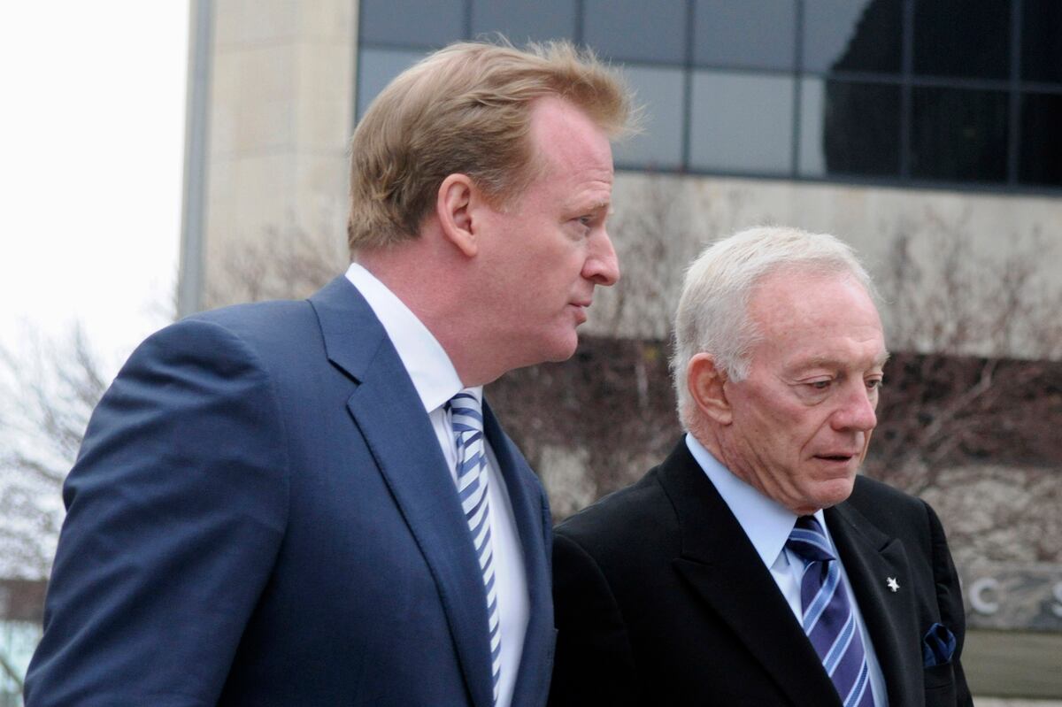 Why Jerry Jones Is Dallas Cowboys' Biggest Roadblock in 2013-14 | News ...