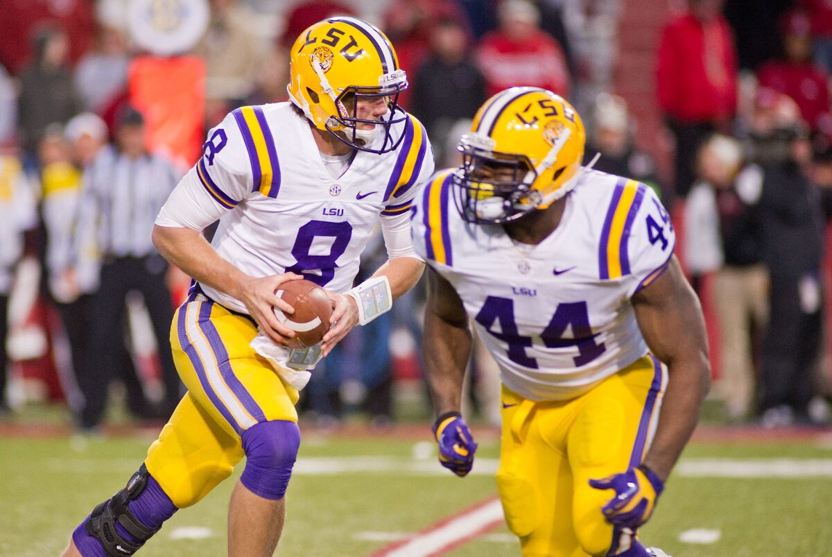 LSU Football: Over/Under 2013 Win Total Predictions for the Tigers ...