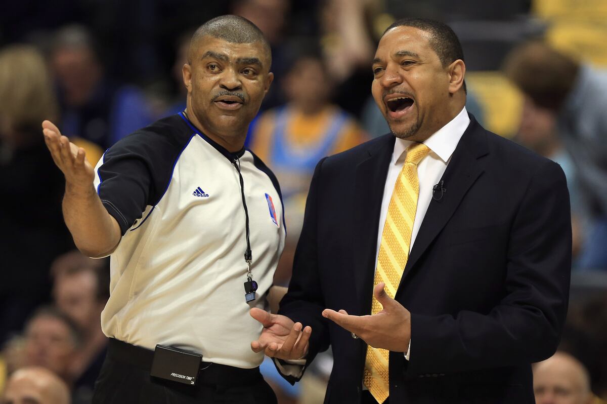 NBA Considering Off-Site Referee to Add Efficiency to Instant Replay ...