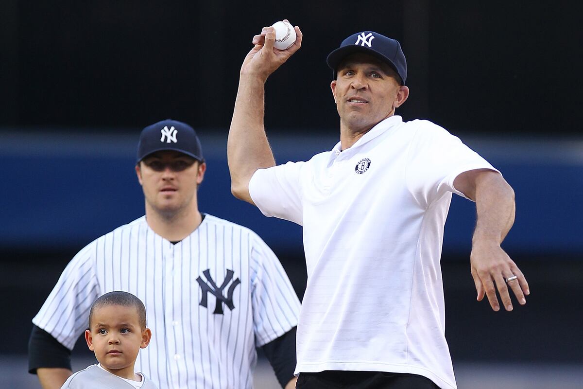 Jason Kidd Shows Off Baseball Skills with First-Pitch Strike at Yankees ...