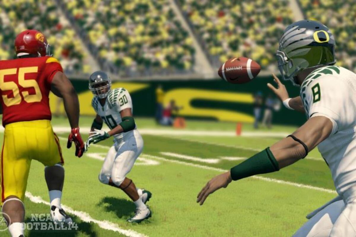 What the Football Freak Needs to Know in EA Sports' NCAA Football 14 ...