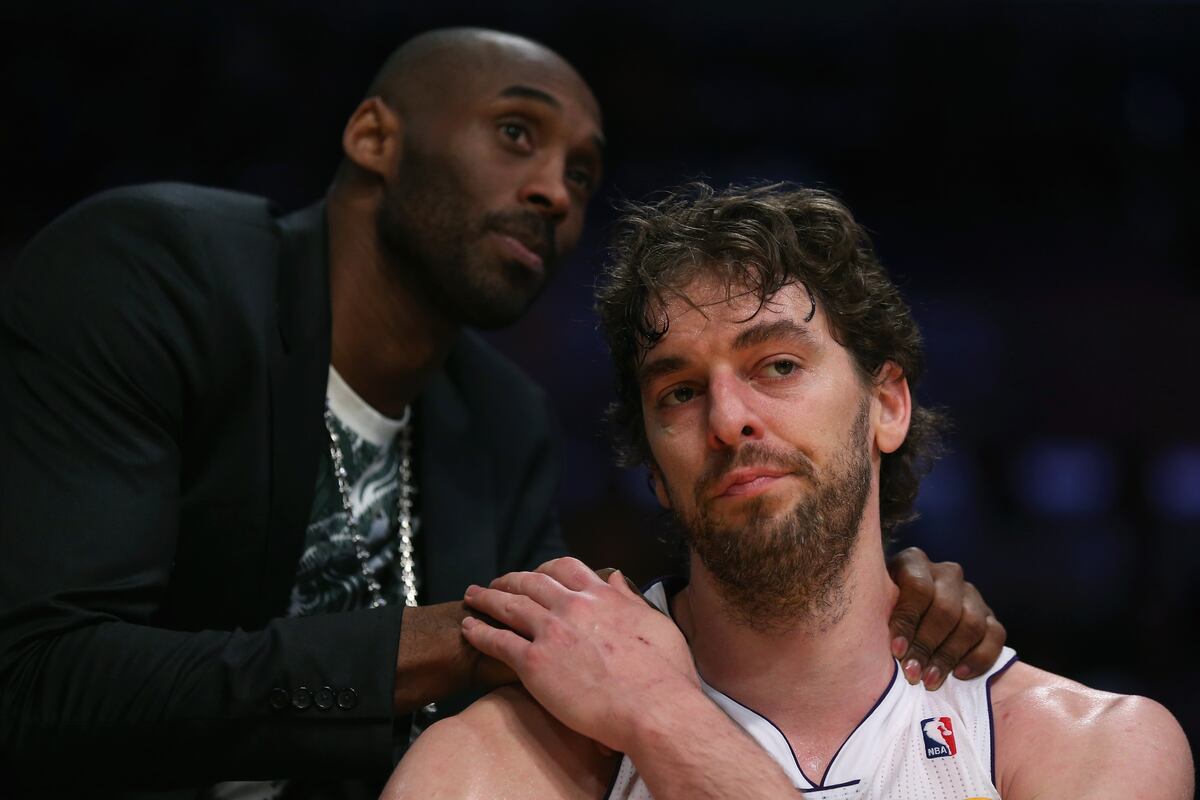 Are LA Lakers Missing Opportunity to Reload for the Future? | News ...