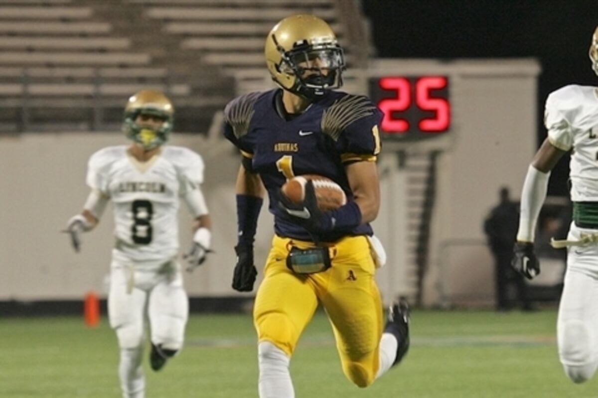 Corey Holmes Commits to Notre Dame: Irish Land 4-Star WR | News, Scores ...