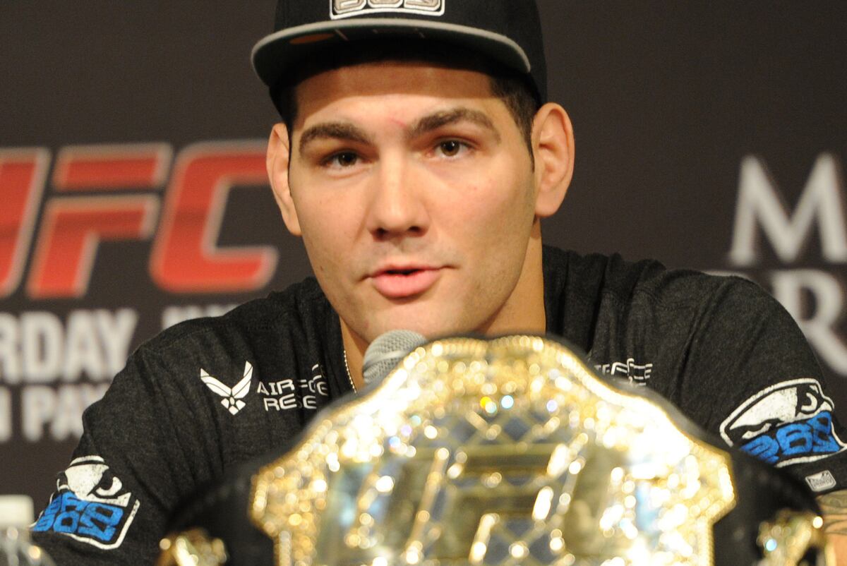 UFC: What Is a Realistic Expectation for Chris Weidman, Middleweight ...