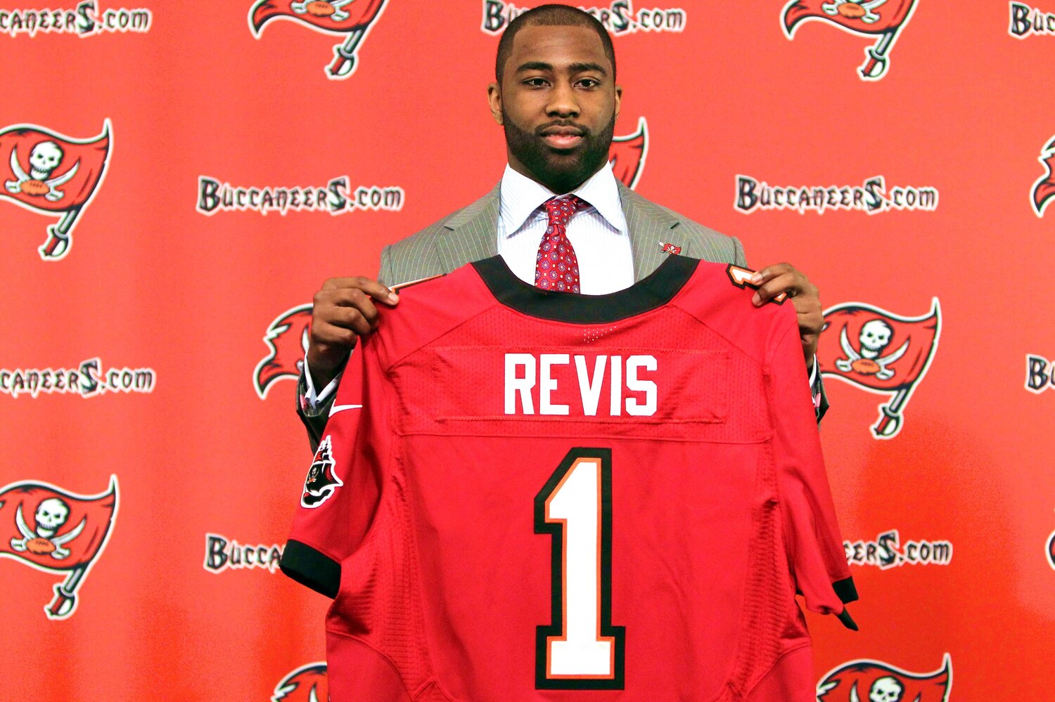 What to Expect from a Healthy Darrelle Revis | Bleacher Report