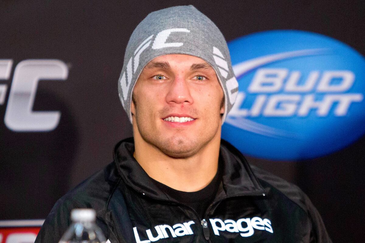 Jake Ellenberger Laughs at the Idea That Rory MacDonald Is the Next GSP ...