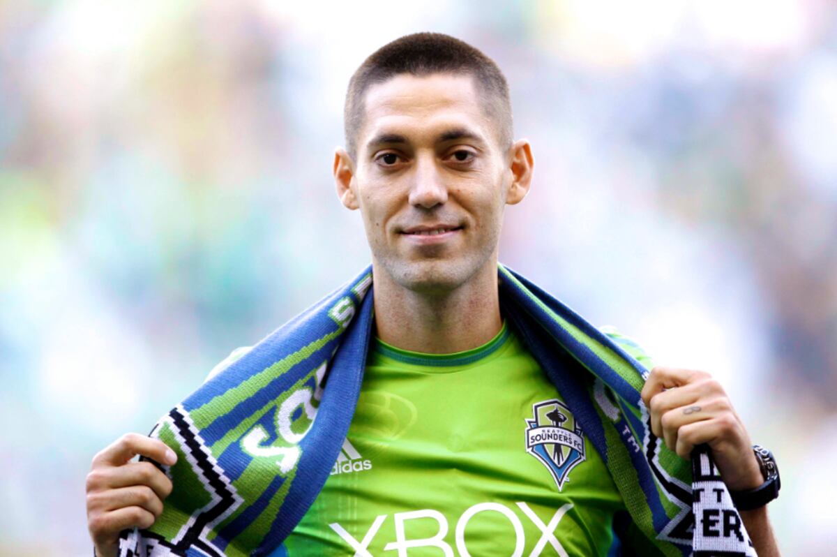 Seattle Sound Jubilant Note as USMNT Captain Clint Dempsey Is Unveiled ...