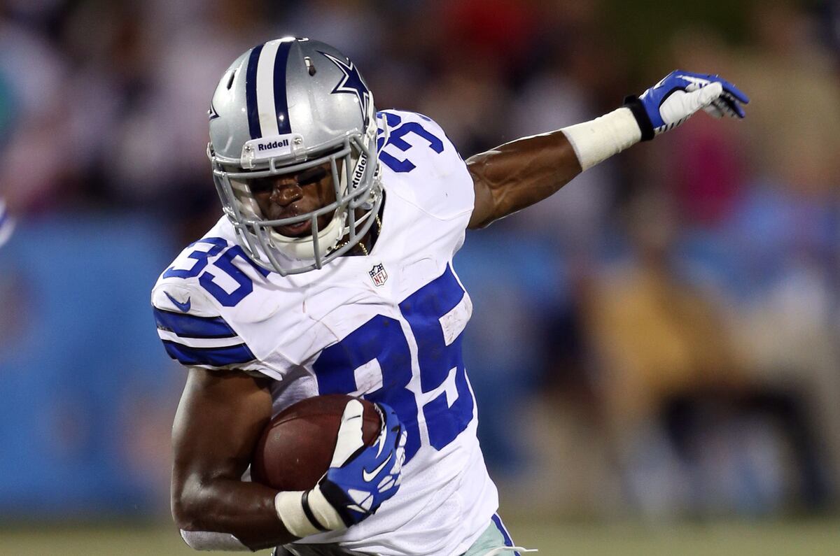 New-Look Dallas Cowboys Offense Looks Organized, Efficient and Balanced ...